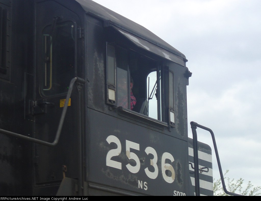 NS 2536